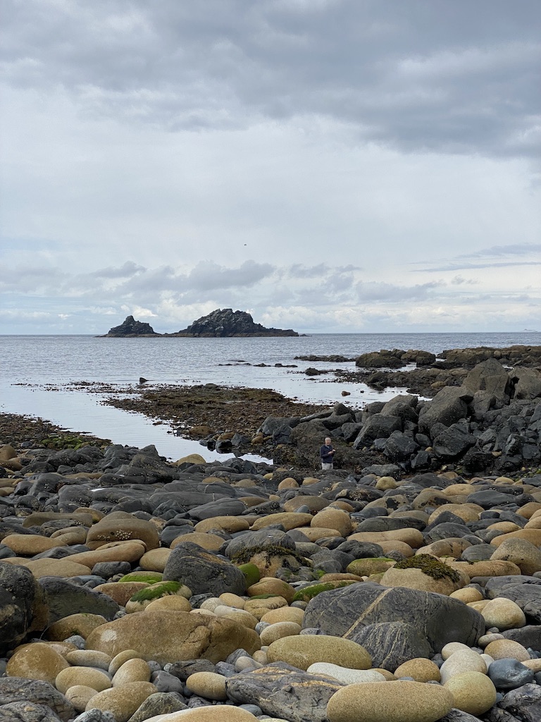 The complete guide to visiting Priest Cove, Cornwall – In Search of ...